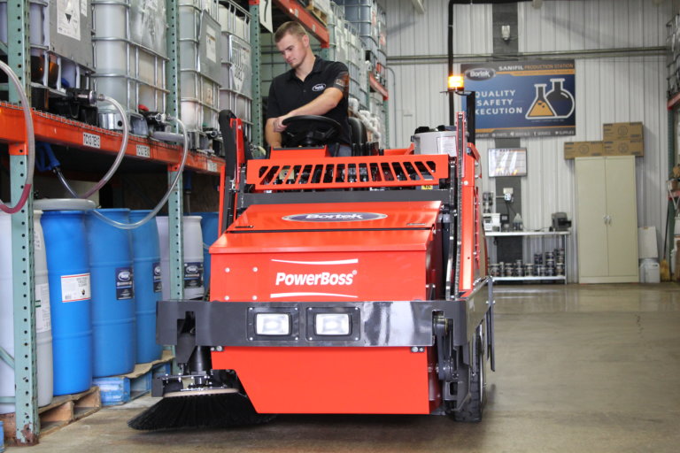 PowerBoss Commander T82- Bortek Industries, Inc.