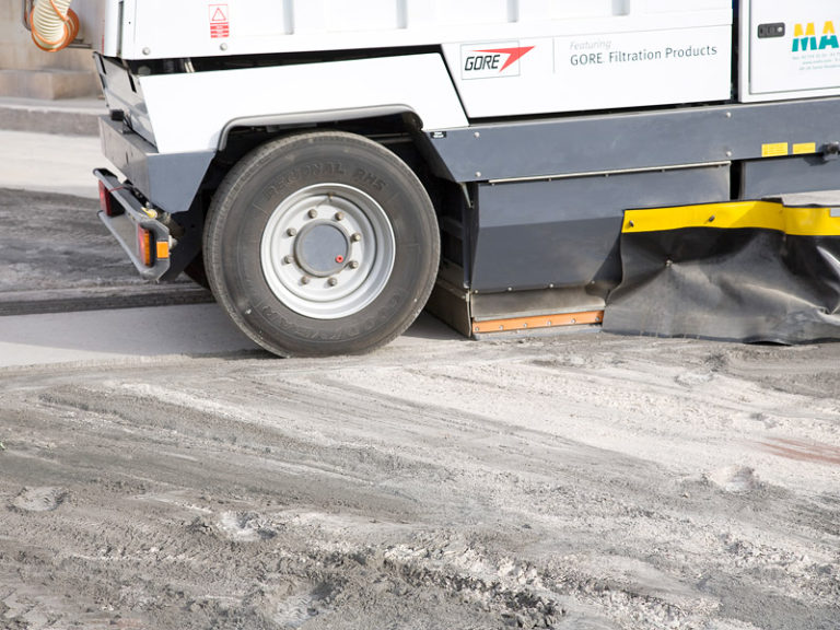 Dulevo 5000 Evolution Street Sweeper- Bortek Industries, Inc.