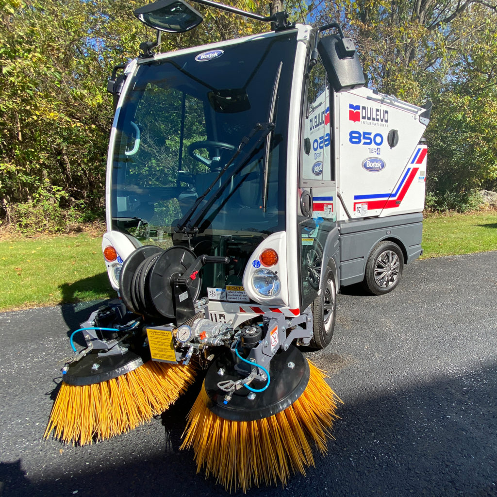 Dulevo 850 Mini Sweeper - Bortek Industries, Inc.®