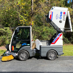 Dulevo 850 Mini Sweeper - Bortek Industries, Inc.®