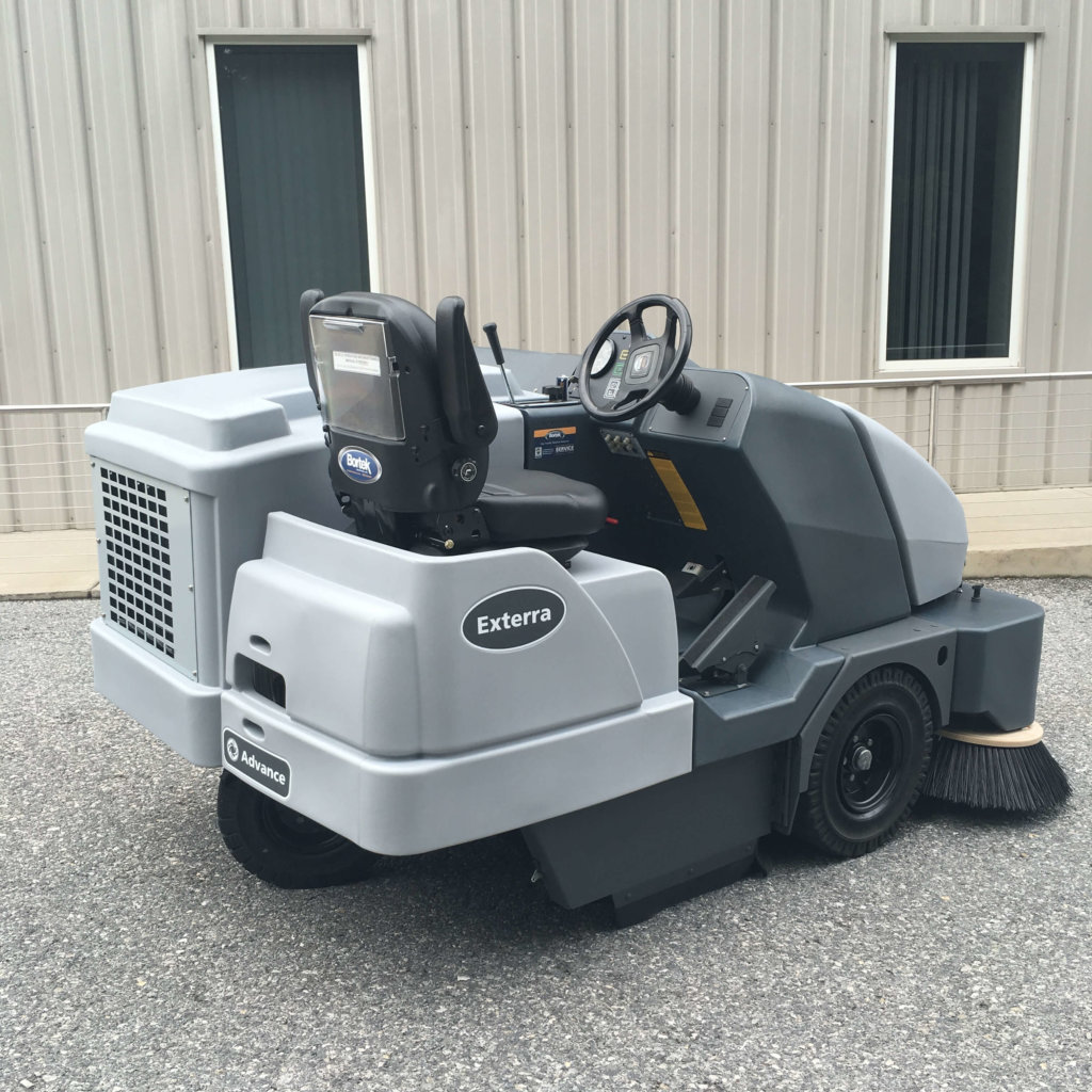 Pre-Owned Advance Exterra 6340LP Sweeper- Bortek Industries, Inc.