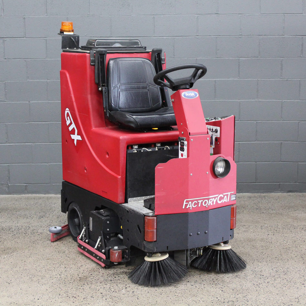 How to Operate a Floor Scrubber - Bortek Industries®