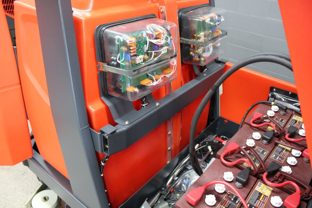 PowerBoss Admiral 48 Sweeper/Scrubber - Bortek Industries, Inc.