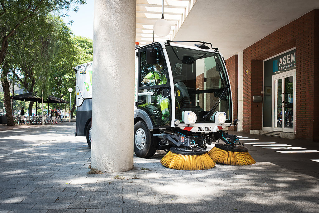 Dulevo Dzero² Electric Mini Sweeper Electric Street Sweeper - Bortek ...