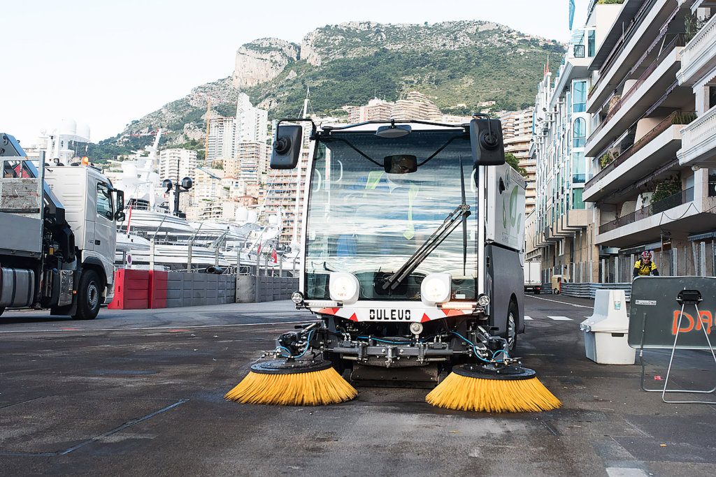 Dulevo Dzero² Electric Mini Sweeper Electric Street Sweeper - Bortek ...