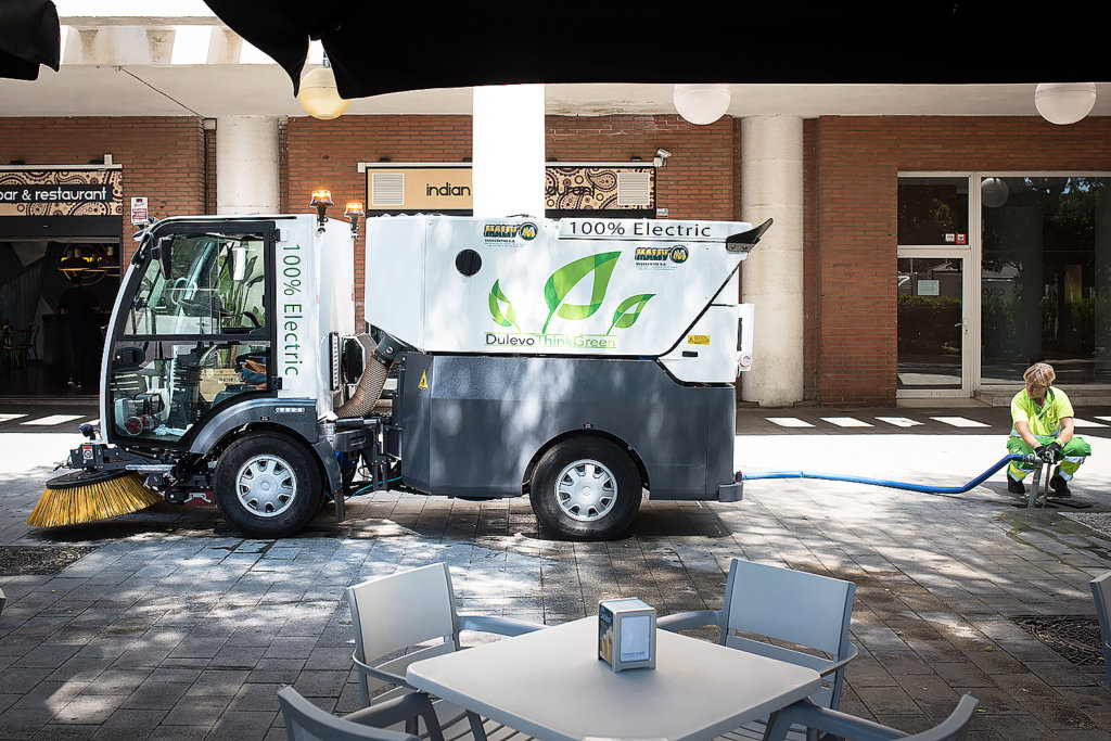 Dulevo Dzero² Electric Mini Sweeper Electric Street Sweeper - Bortek ...