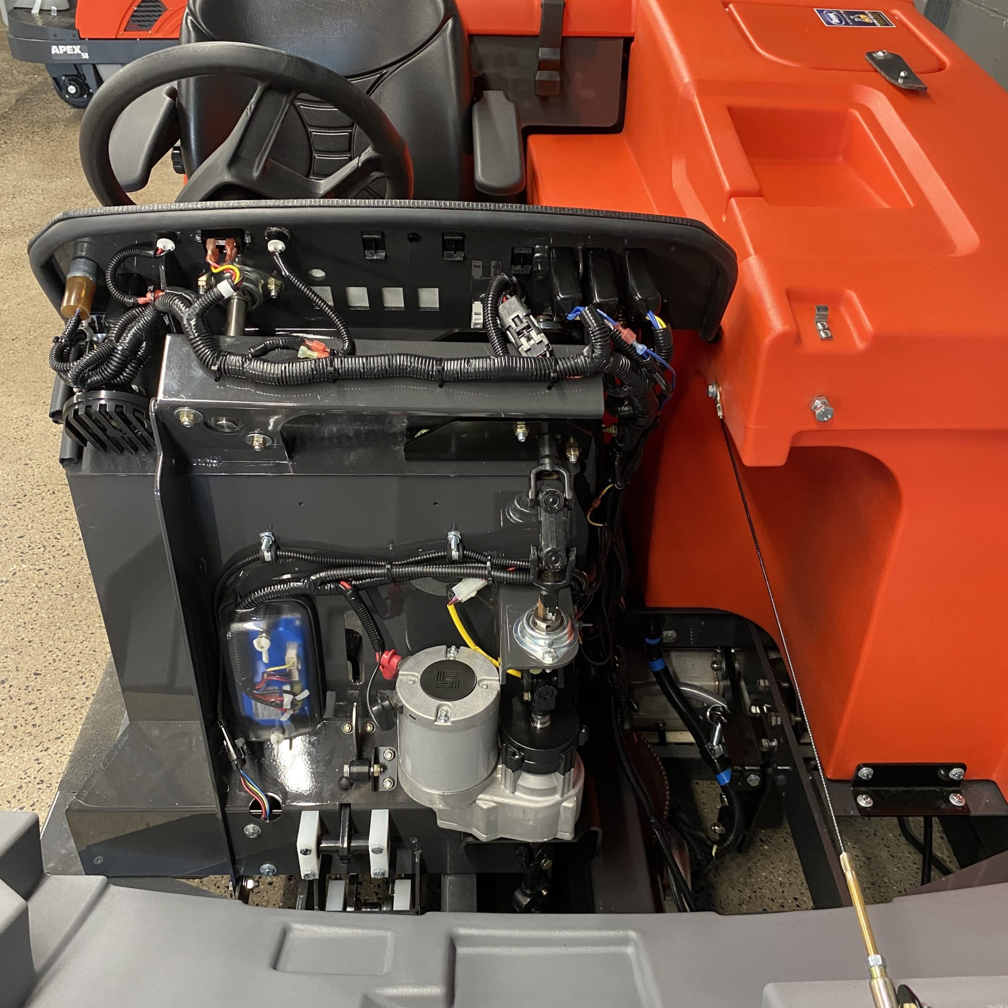 PowerBoss Nautilus Battery Scrubber/Sweeper | Bortek
